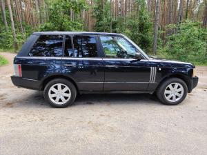 Blue Land Rover Range Rover 2008 in Vilnius, with an engine capacity of 4.39 L and mileage of 290 thousand km for 4490 €, photo 7 on AUTOMOTO.COM.LV