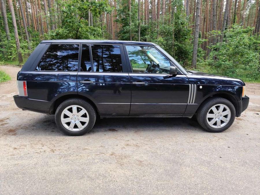 Blue Land Rover Range Rover 2008 in Vilnius, with an engine capacity of 4.39 L and mileage of 290 thousand km for 4490 €, photo 7 on AUTOMOTO.COM.LV
