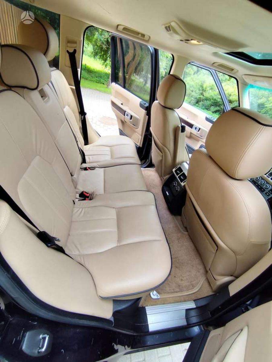 Blue Land Rover Range Rover 2008 in Vilnius, with an engine capacity of 4.39 L and mileage of 290 thousand km for 4490 €, photo 29 on AUTOMOTO.COM.LV