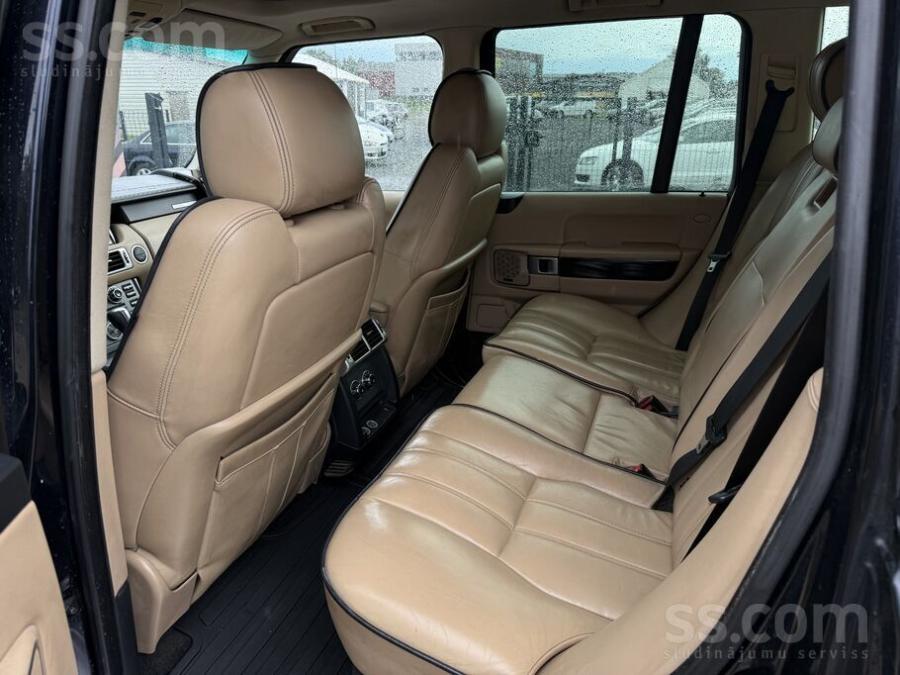 Zils Land Rover Range Rover 2008 Rīga, ar dzinēja tilpumu 3.60 L un nobraukumu 356 tūkst. km par 5790 €, foto 17 vietnē AUTOMOTO.COM.LV