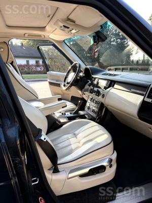 Zils Land Rover Range Rover 2009 Rīga, ar dzinēja tilpumu 3.60 L un nobraukumu 241 tūkst. km par 8500 €, foto 13 vietnē AUTOMOTO.COM.LV