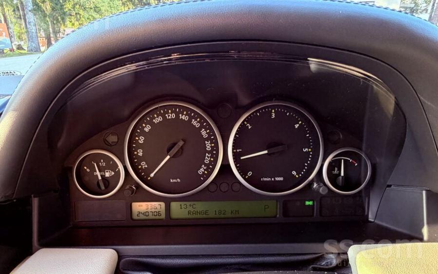 Zils Land Rover Range Rover 2009 Rīga, ar dzinēja tilpumu 3.60 L un nobraukumu 241 tūkst. km par 8500 €, foto 17 vietnē AUTOMOTO.COM.LV