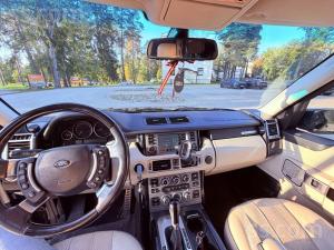 Zils Land Rover Range Rover 2009 Rīga, ar dzinēja tilpumu 3.60 L un nobraukumu 241 tūkst. km par 8500 €, foto 18 vietnē AUTOMOTO.COM.LV