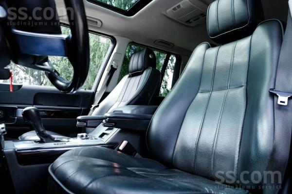 Blue Land Rover Range Rover 2009 in Riga, with an engine capacity of 3.60 L and mileage of 315 thousand km for 8990 €, photo 6 on AUTOMOTO.COM.LV