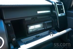 Blue Land Rover Range Rover 2009 in Riga, with an engine capacity of 3.60 L and mileage of 315 thousand km for 8990 €, photo 22 on AUTOMOTO.COM.LV