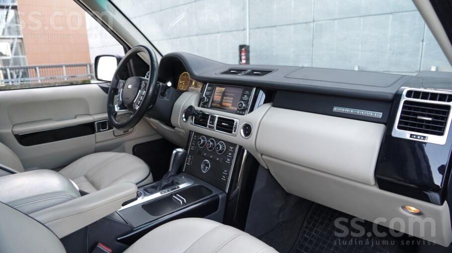 Blue Land Rover Range Rover 2010 in Tallinn, with an engine capacity of 3.60 L and mileage of 296 thousand km for 11500 €, photo 11 on AUTOMOTO.COM.LV