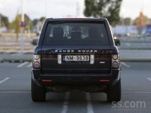 Zils Land Rover Range Rover 2011 Rīga, ar dzinēja tilpumu 4.40 L un nobraukumu 306 tūkst. km par 12500 €, foto 6 vietnē AUTOMOTO.COM.LV