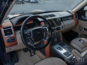 Zils Land Rover Range Rover 2011 Rīga, ar dzinēja tilpumu 4.40 L un nobraukumu 306 tūkst. km par 12500 €, foto 11 vietnē AUTOMOTO.COM.LV