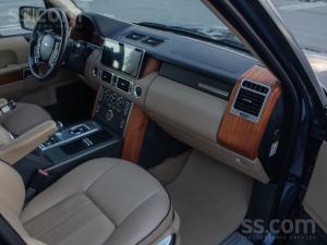 Zils Land Rover Range Rover 2011 Rīga, ar dzinēja tilpumu 4.40 L un nobraukumu 306 tūkst. km par 12500 €, foto 12 vietnē AUTOMOTO.COM.LV