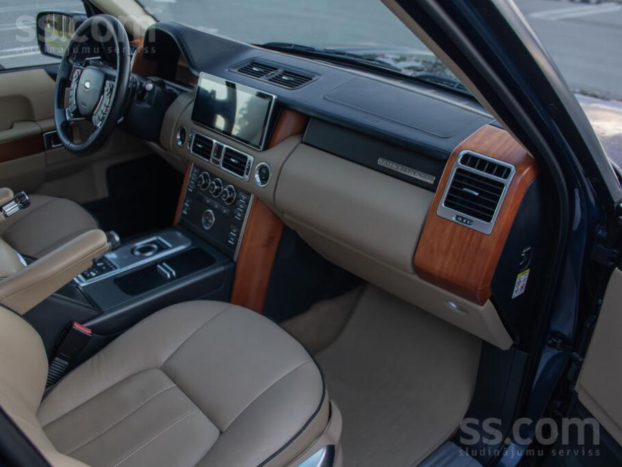 Zils Land Rover Range Rover 2011 Rīga, ar dzinēja tilpumu 4.40 L un nobraukumu 306 tūkst. km par 12500 €, foto 12 vietnē AUTOMOTO.COM.LV