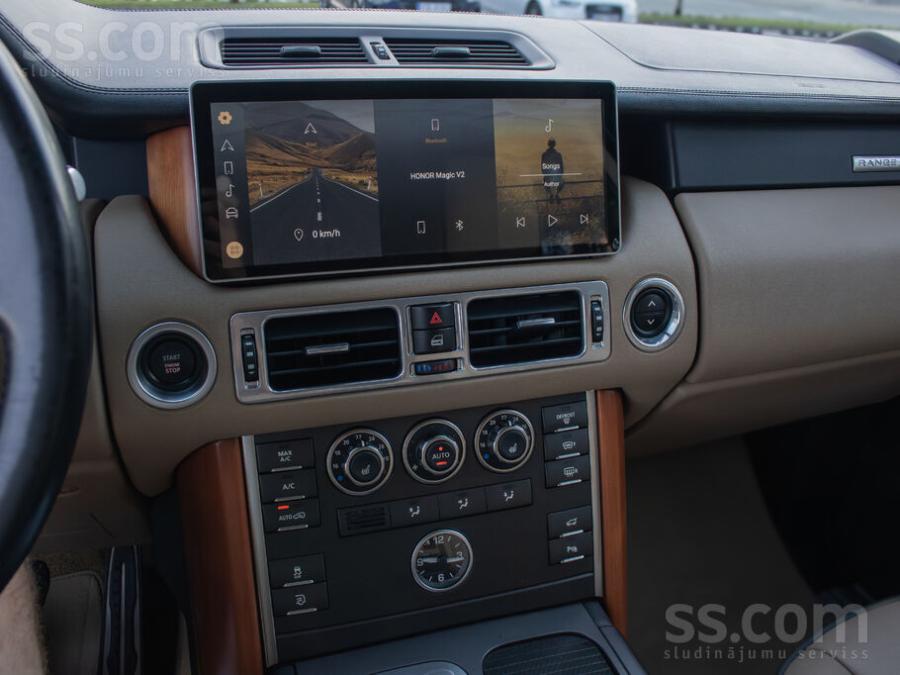 Zils Land Rover Range Rover 2011 Rīga, ar dzinēja tilpumu 4.40 L un nobraukumu 306 tūkst. km par 12500 €, foto 15 vietnē AUTOMOTO.COM.LV