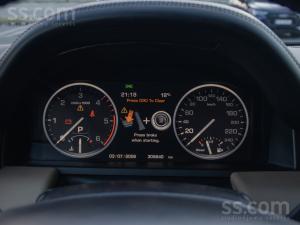 Zils Land Rover Range Rover 2011 Rīga, ar dzinēja tilpumu 4.40 L un nobraukumu 306 tūkst. km par 12500 €, foto 17 vietnē AUTOMOTO.COM.LV