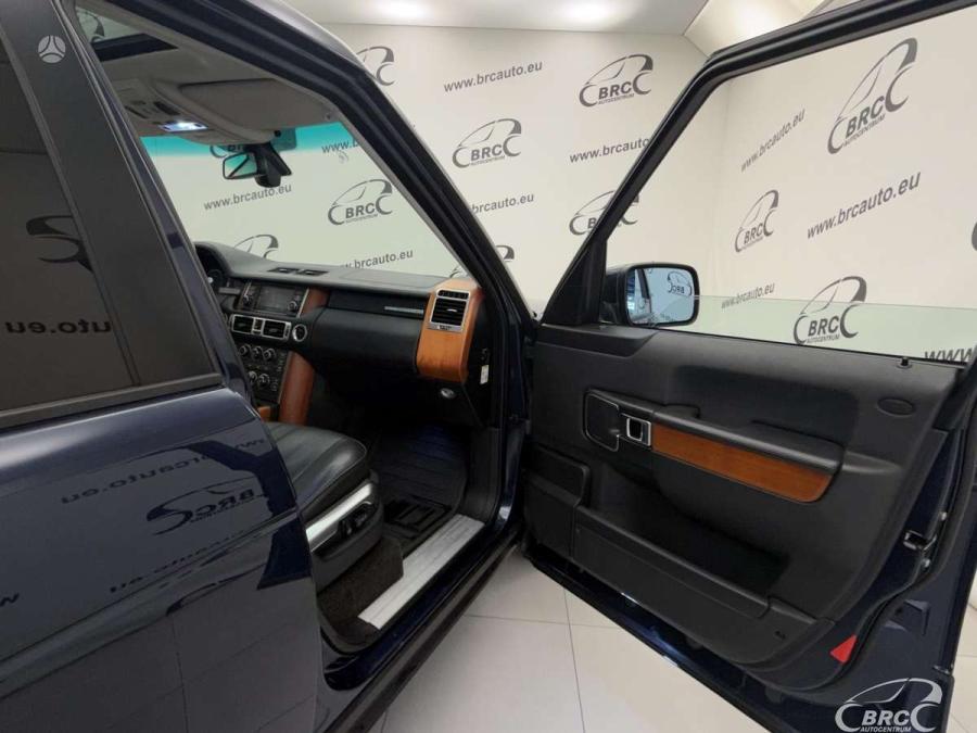 Zils Land Rover Range Rover 2011 Viļņa, ar dzinēja tilpumu 4.37 L un nobraukumu 298 tūkst. km par 12500 €, foto 10 vietnē AUTOMOTO.COM.LV