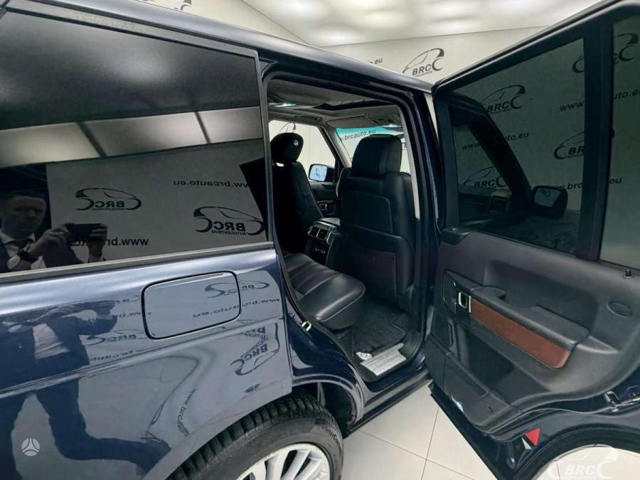 Zils Land Rover Range Rover 2011 Viļņa, ar dzinēja tilpumu 4.37 L un nobraukumu 298 tūkst. km par 12500 €, foto 16 vietnē AUTOMOTO.COM.LV