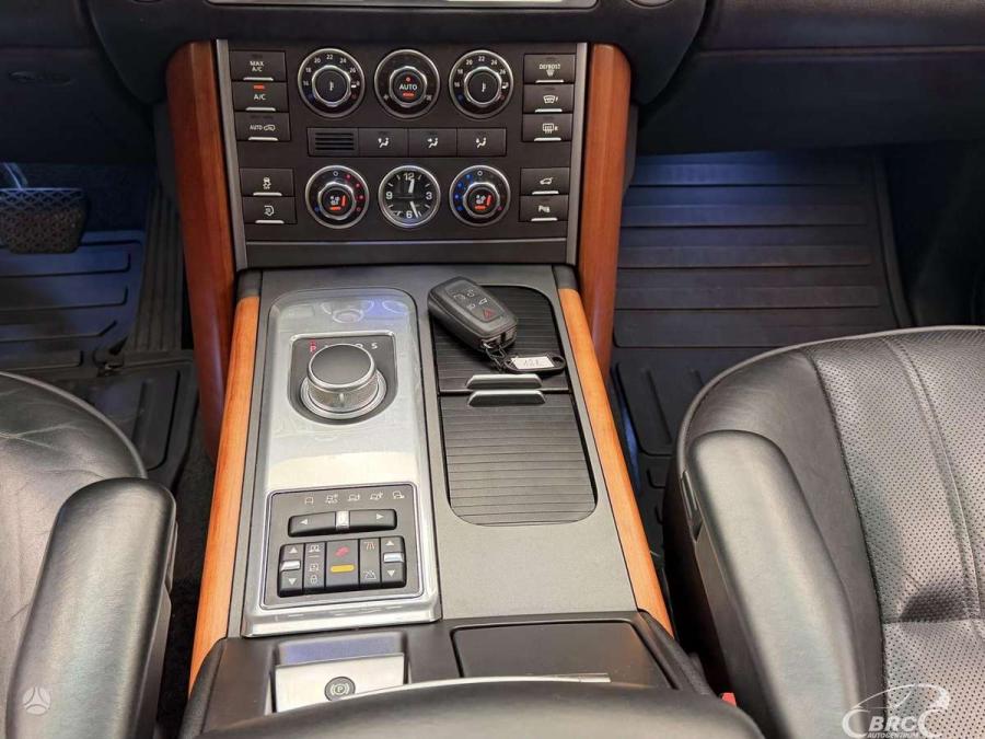 Zils Land Rover Range Rover 2011 Viļņa, ar dzinēja tilpumu 4.37 L un nobraukumu 298 tūkst. km par 12500 €, foto 20 vietnē AUTOMOTO.COM.LV