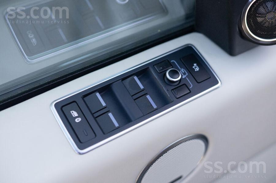 Zils Land Rover Range Rover 2014 Rīga, ar dzinēja tilpumu 4.40 L un nobraukumu 239 tūkst. km par 24990 €, foto 33 vietnē AUTOMOTO.COM.LV