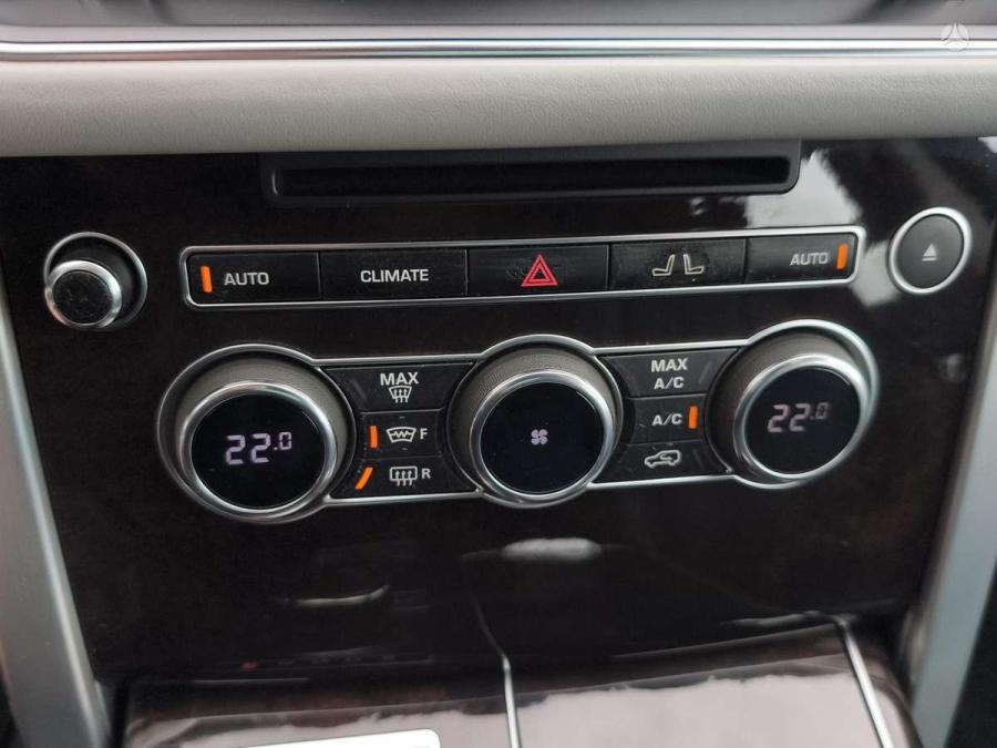 Zils Land Rover Range Rover 2014 Viļņa, ar dzinēja tilpumu 4.40 L un nobraukumu 242 tūkst. km par 24499 €, foto 19 vietnē AUTOMOTO.COM.LV
