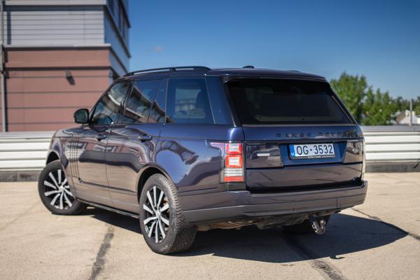 Zils Land Rover Range Rover 2014 Rīga, ar dzinēja tilpumu 4.40 L un nobraukumu 239 tūkst. km par 24990 €, foto 9 vietnē AUTOMOTO.COM.LV