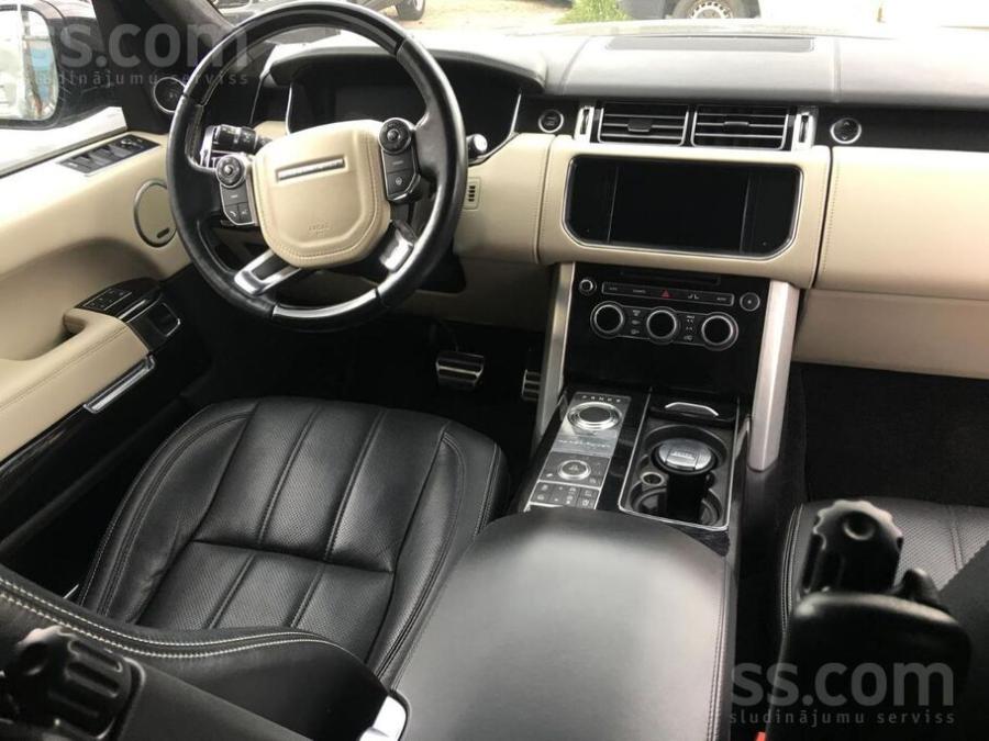 Blue Land Rover Range Rover 2015 in Riga, with an engine capacity of 4.40 L and mileage of 194 thousand km for 22900 €, photo 4 on AUTOMOTO.COM.LV
