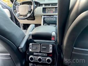 Blue Land Rover Range Rover 2015 in Riga, with an engine capacity of 4.40 L and mileage of 194 thousand km for 22900 €, photo 23 on AUTOMOTO.COM.LV