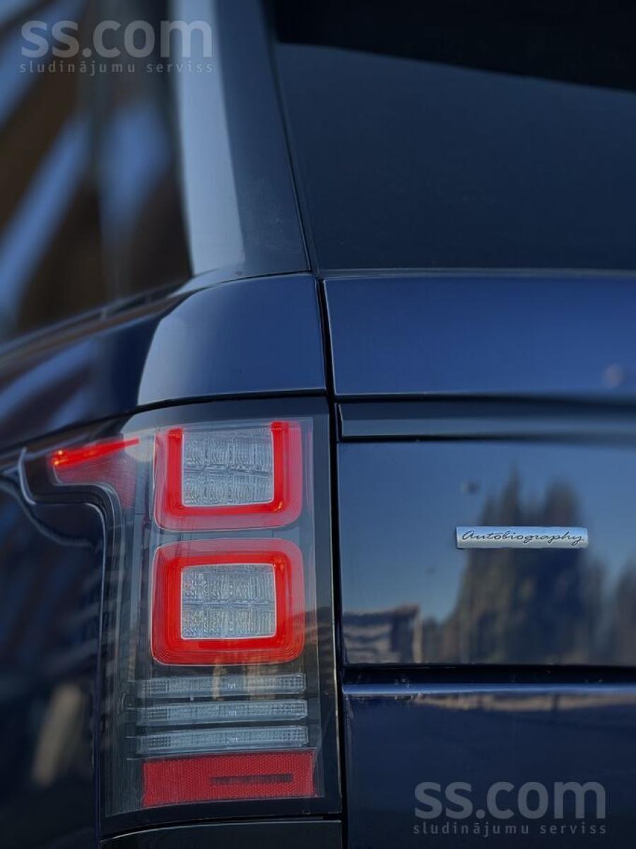 Blue Land Rover Range Rover 2017 in Riga, with an engine capacity of 4.40 L and mileage of 277 thousand km for 25000 €, photo 9 on AUTOMOTO.COM.LV