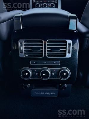 Blue Land Rover Range Rover 2017 in Riga, with an engine capacity of 4.40 L and mileage of 277 thousand km for 25000 €, photo 28 on AUTOMOTO.COM.LV