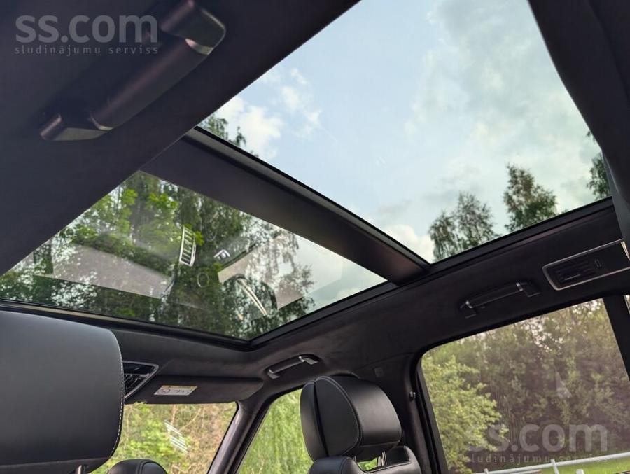 Blue Land Rover Range Rover 2017 in Kuldiga, with an engine capacity of 4.40 L and mileage of 0 thousand km for 25000 €, photo 9 on AUTOMOTO.COM.LV