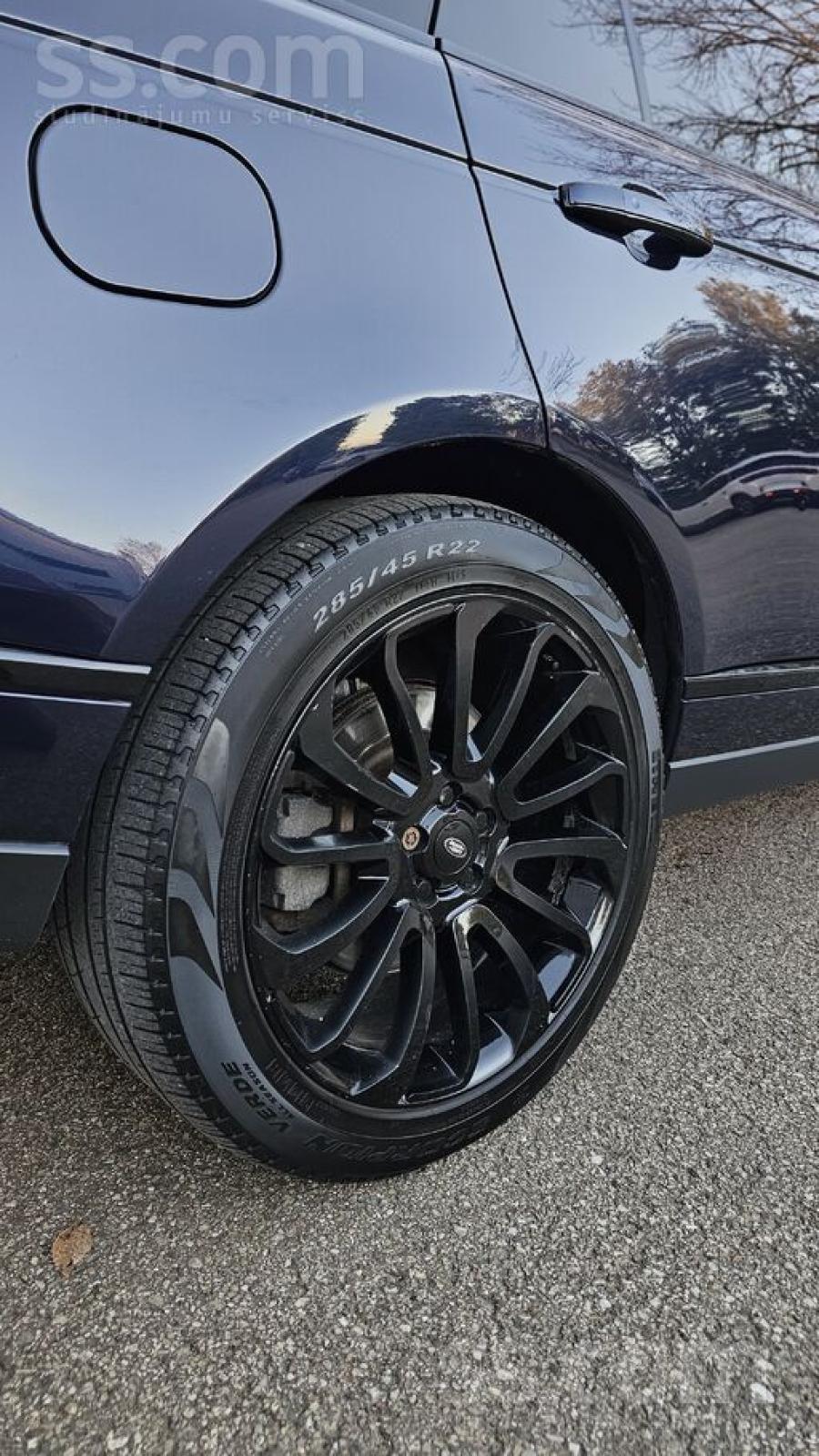 Zils Land Rover Range Rover 2017 Rīga, ar dzinēja tilpumu 4.40 L un nobraukumu 284 tūkst. km par 27500 €, foto 22 vietnē AUTOMOTO.COM.LV