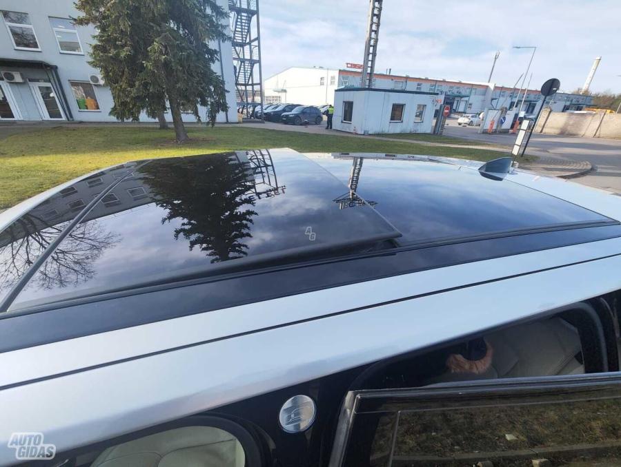 Blue Land Rover Range Rover 2018 in Vilnius, with an engine capacity of 3.00 L and mileage of 222 thousand km for 45500 €, photo 23 on AUTOMOTO.COM.LV