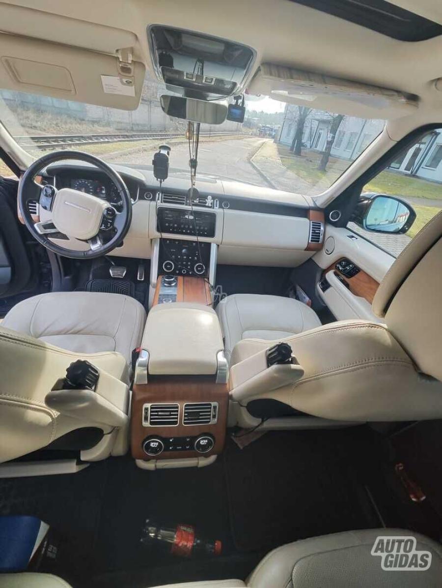Blue Land Rover Range Rover 2018 in Vilnius, with an engine capacity of 3.00 L and mileage of 222 thousand km for 45500 €, photo 24 on AUTOMOTO.COM.LV
