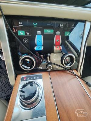 Blue Land Rover Range Rover 2018 in Vilnius, with an engine capacity of 3.00 L and mileage of 222 thousand km for 45500 €, photo 28 on AUTOMOTO.COM.LV