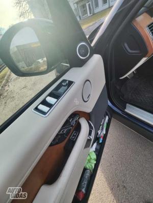 Blue Land Rover Range Rover 2018 in Vilnius, with an engine capacity of 3.00 L and mileage of 222 thousand km for 45500 €, photo 31 on AUTOMOTO.COM.LV