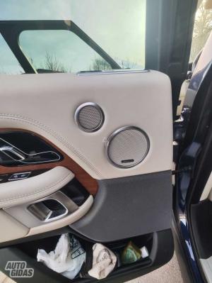 Blue Land Rover Range Rover 2018 in Vilnius, with an engine capacity of 3.00 L and mileage of 222 thousand km for 45500 €, photo 33 on AUTOMOTO.COM.LV