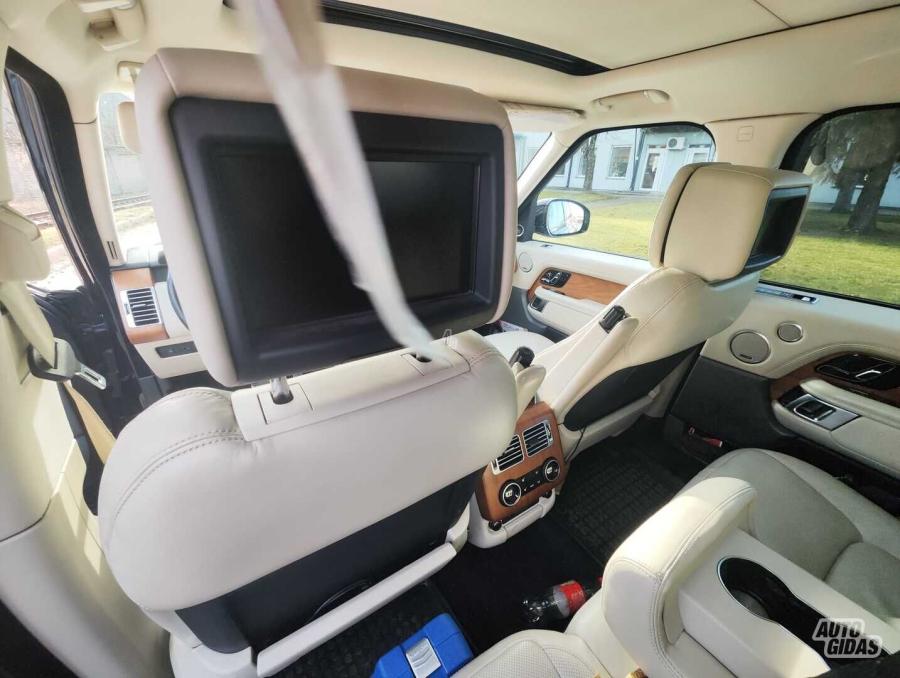 Blue Land Rover Range Rover 2018 in Vilnius, with an engine capacity of 3.00 L and mileage of 222 thousand km for 45500 €, photo 34 on AUTOMOTO.COM.LV