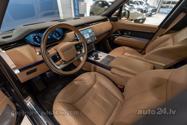 Zils Land Rover Range Rover 2025 Tallina, ar dzinēja tilpumu 3.00 L un nobraukumu 15 tūkst. km par 155000 €, foto 6 vietnē AUTOMOTO.COM.LV