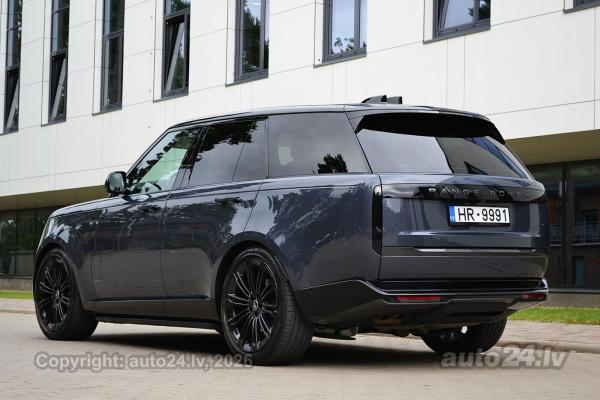 Blue Land Rover Range Rover 2025 in Riga, with an engine capacity of 3.00 L and mileage of 13 thousand km for 164900 €, photo 7 on AUTOMOTO.COM.LV