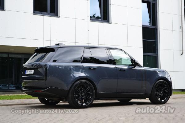 Blue Land Rover Range Rover 2025 in Riga, with an engine capacity of 3.00 L and mileage of 13 thousand km for 164900 €, photo 9 on AUTOMOTO.COM.LV