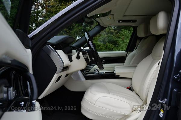 Blue Land Rover Range Rover 2025 in Riga, with an engine capacity of 3.00 L and mileage of 13 thousand km for 164900 €, photo 11 on AUTOMOTO.COM.LV