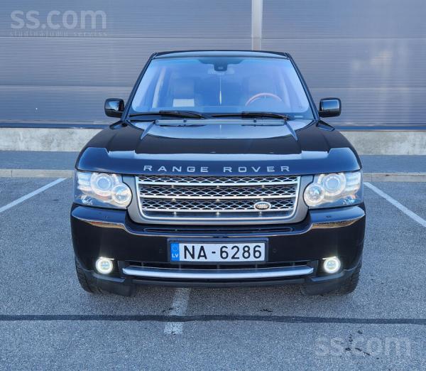 Brūns Land Rover Range Rover 2010 Rīga, ar dzinēja tilpumu 3.60 L un nobraukumu 230 tūkst. km par 19900 €, foto 2 vietnē AUTOMOTO.COM.LV