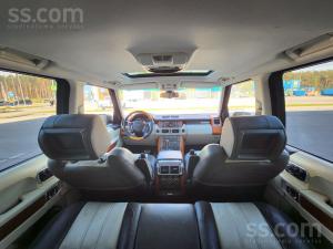 Brūns Land Rover Range Rover 2010 Rīga, ar dzinēja tilpumu 3.60 L un nobraukumu 230 tūkst. km par 19900 €, foto 18 vietnē AUTOMOTO.COM.LV