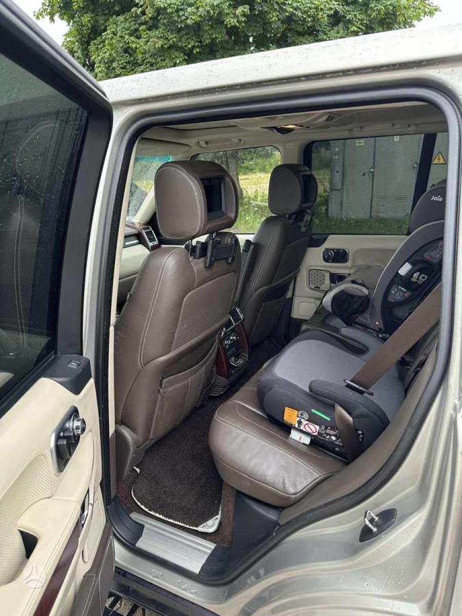 Brūns Land Rover Range Rover 2011 Viļņa, ar dzinēja tilpumu 4.37 L un nobraukumu 304 tūkst. km par 12000 €, foto 13 vietnē AUTOMOTO.COM.LV
