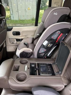 Brūns Land Rover Range Rover 2011 Viļņa, ar dzinēja tilpumu 4.37 L un nobraukumu 304 tūkst. km par 12000 €, foto 14 vietnē AUTOMOTO.COM.LV