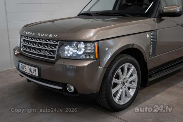 Brūns Land Rover Range Rover 2011 Tallina, ar dzinēja tilpumu 5.00 L un nobraukumu 211 tūkst. km par 12990 €, foto 10 vietnē AUTOMOTO.COM.LV