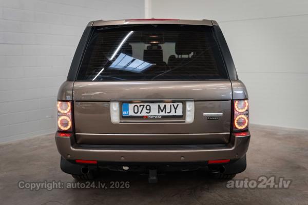 Brūns Land Rover Range Rover 2011 Tallina, ar dzinēja tilpumu 5.00 L un nobraukumu 211 tūkst. km par 12990 €, foto 11 vietnē AUTOMOTO.COM.LV