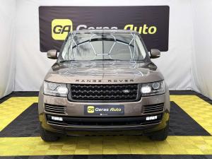 Brown Land Rover Range Rover 2012 in Vilnius, with an engine capacity of 5.00 L and mileage of 219 thousand km for 22000 €, photo 8 on AUTOMOTO.COM.LV