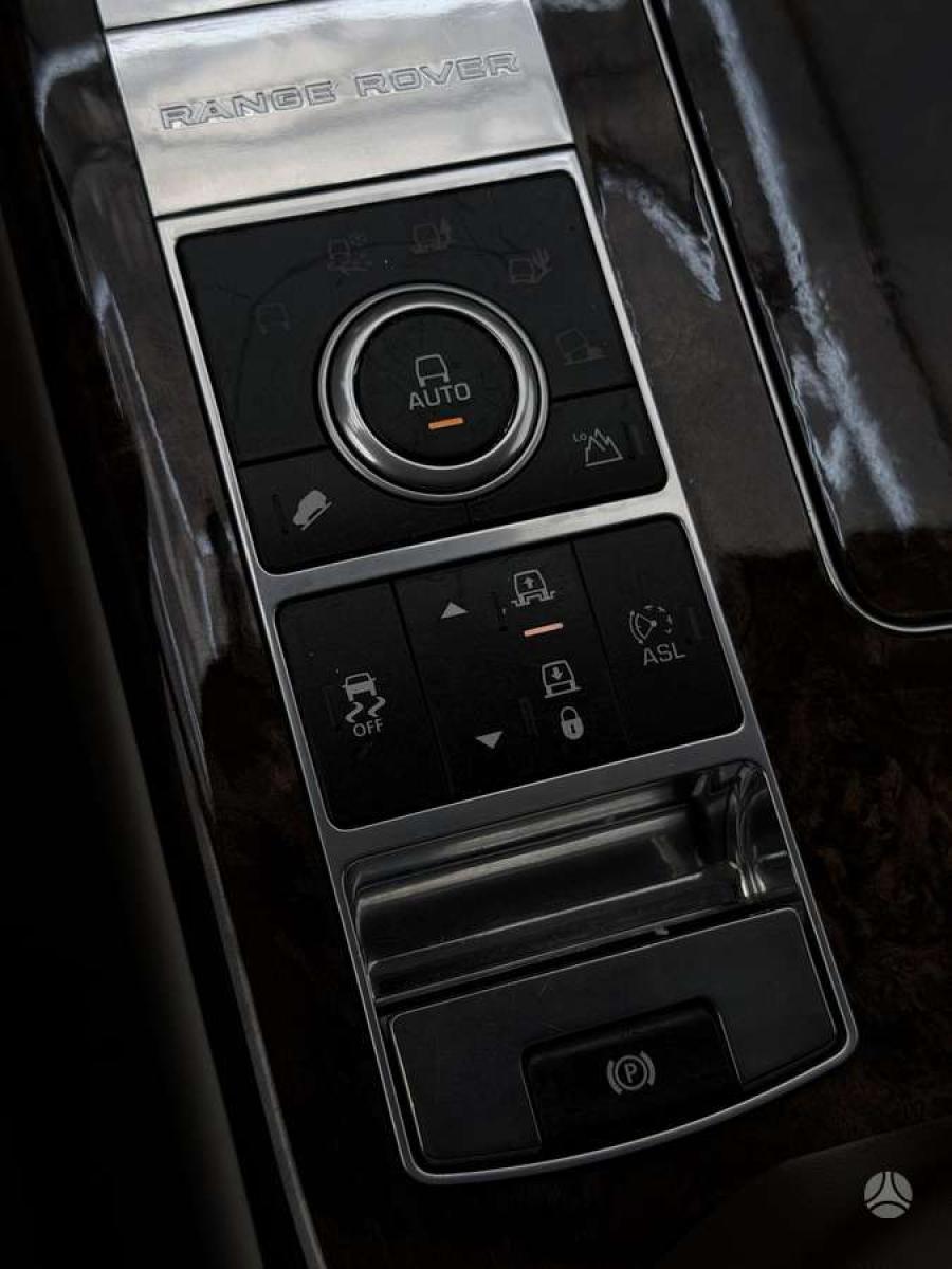 Brūns Land Rover Range Rover 2012 Viļņa, ar dzinēja tilpumu 5.00 L un nobraukumu 219 tūkst. km par 22000 €, foto 28 vietnē AUTOMOTO.COM.LV