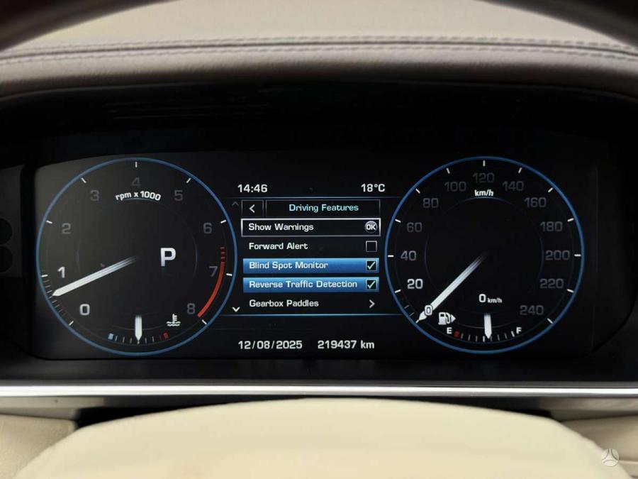 Brūns Land Rover Range Rover 2012 Viļņa, ar dzinēja tilpumu 5.00 L un nobraukumu 219 tūkst. km par 22000 €, foto 35 vietnē AUTOMOTO.COM.LV