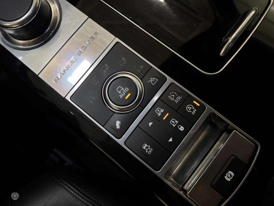 Brūns Land Rover Range Rover 2016 Viļņa, ar dzinēja tilpumu 2.99 L un nobraukumu 150 tūkst. km par 21900 €, foto 29 vietnē AUTOMOTO.COM.LV