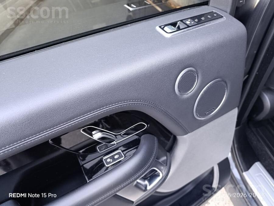 Brown Land Rover Range Rover 2018 in Riga, with an engine capacity of 3.00 L and mileage of 194 thousand km for 35999 €, photo 13 on AUTOMOTO.COM.LV