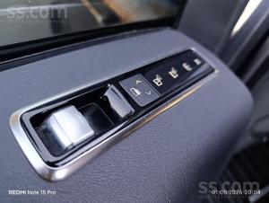 Brown Land Rover Range Rover 2018 in Riga, with an engine capacity of 3.00 L and mileage of 194 thousand km for 35999 €, photo 18 on AUTOMOTO.COM.LV